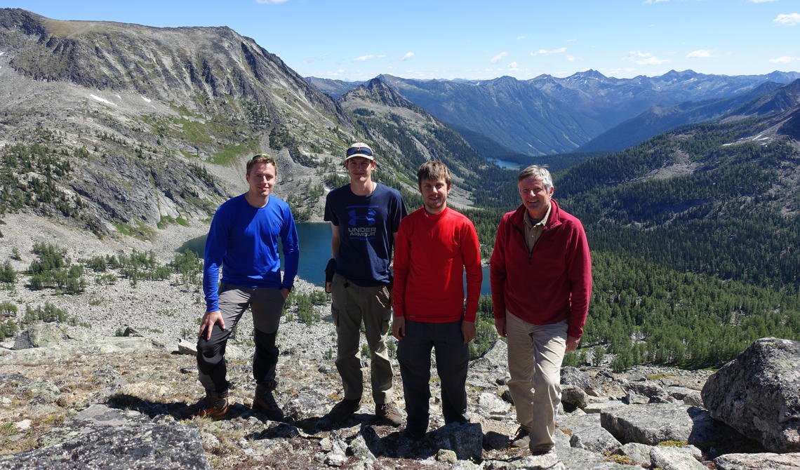 Metamorphic Geology: RT Research | Metamorphic Geology | University of ...